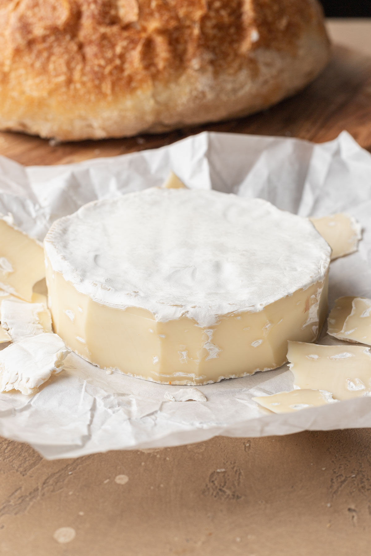 Brie Pull Apart Bread: Rosemary, Garlic + Honey - BroccYourBody